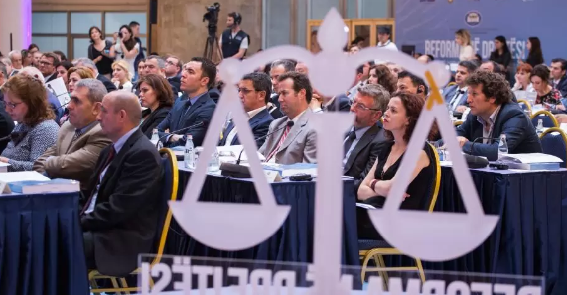 Vettingu – Filtrat E Interesave Politike, Jo Sistem Cilësie! | Gazeta ...